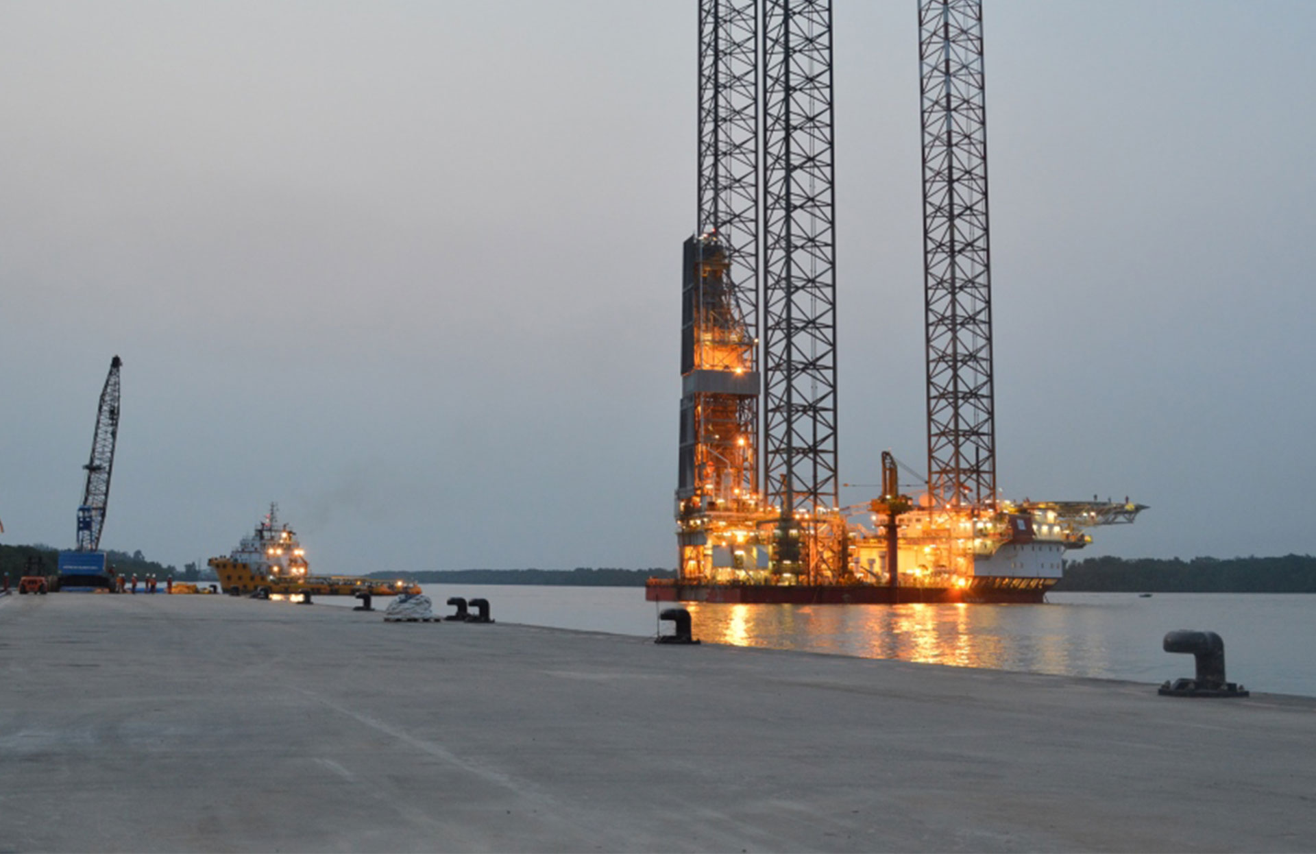 PT. Pelabuhan Penajam Banua Taka (ASTRA Infra Port - Eastkal) - Home